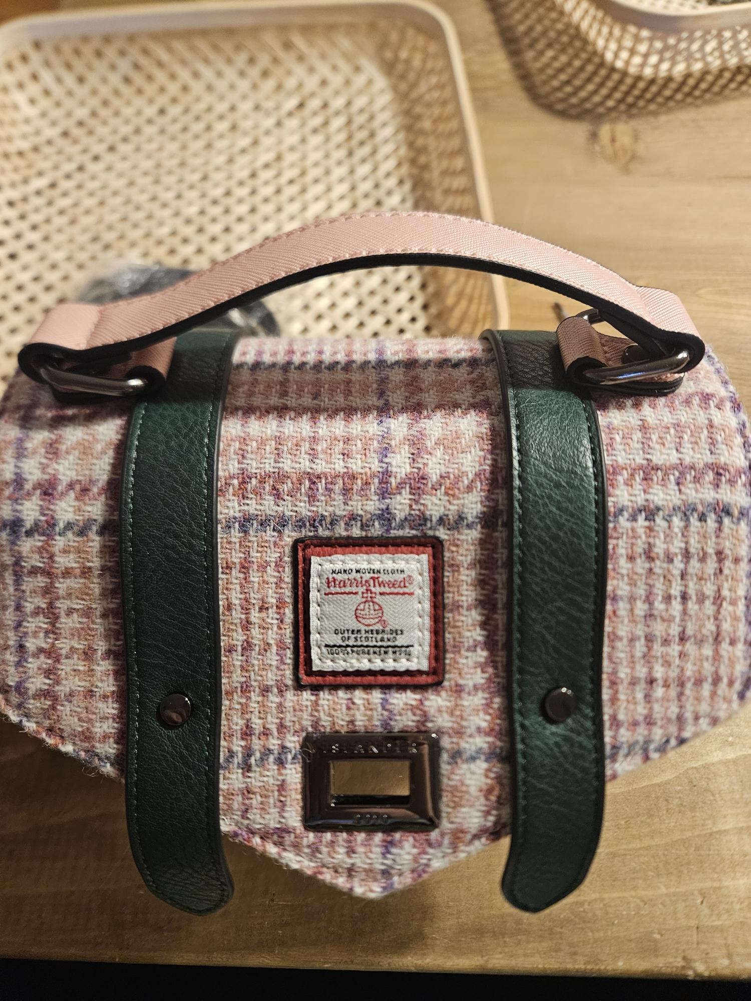 Islander Bag Workshop | Brendan Vacations US